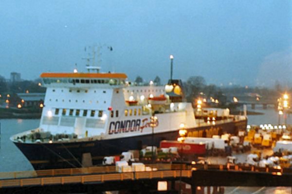 Commodore Clipper : frêteur de Condor Ferries